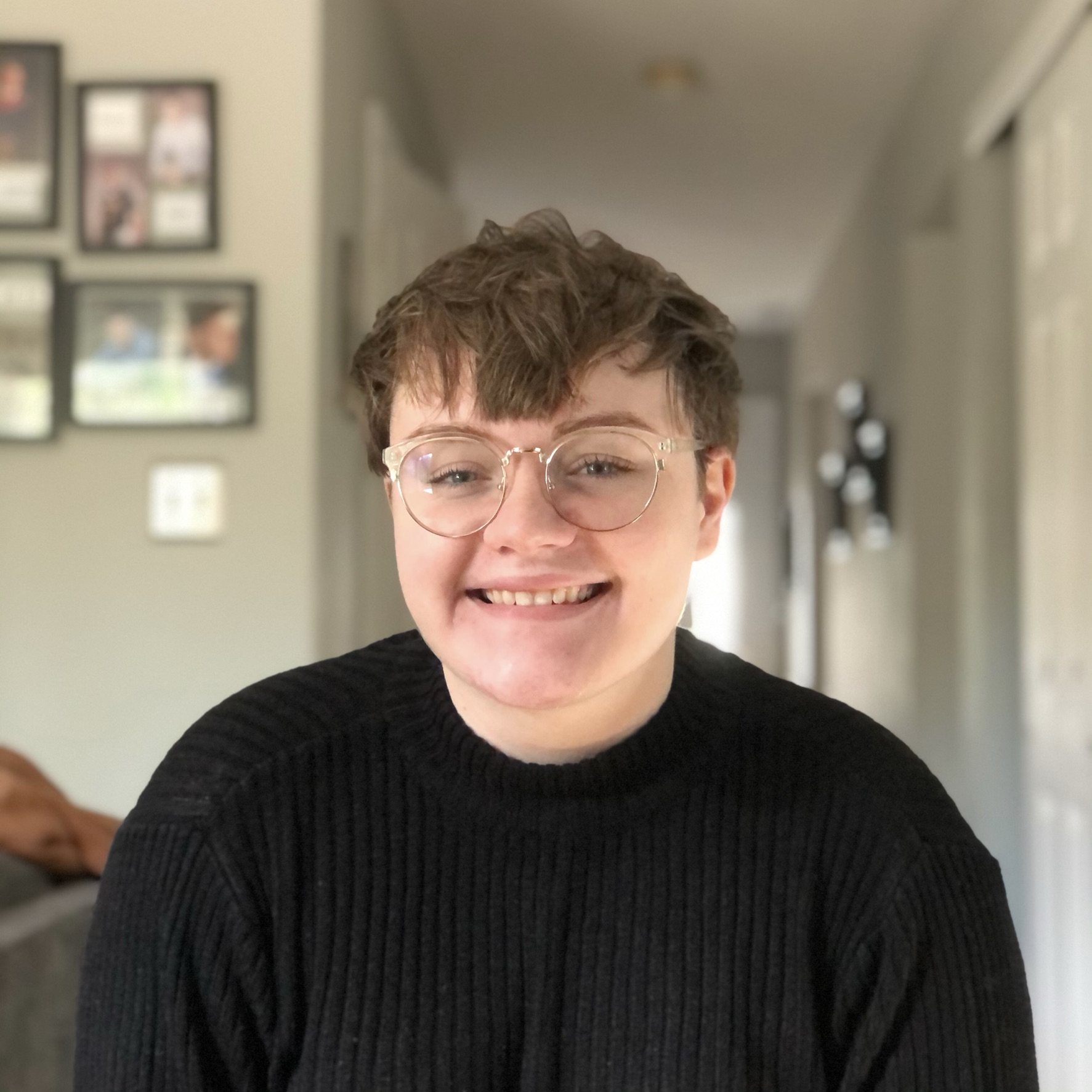 Becky and Frank Kraus Scholarship - Scholarships